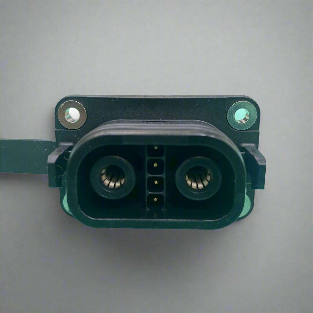 Amphenol (2 + 4) Female Charging Socket with Wires (CAN) - Ampere Magn ...